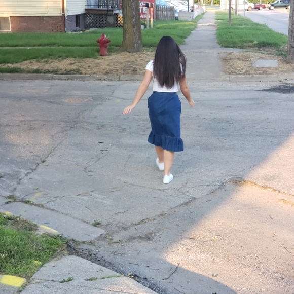 Skirts | Vintage Dark Denim Skirt Small Size 4 | Poshmark